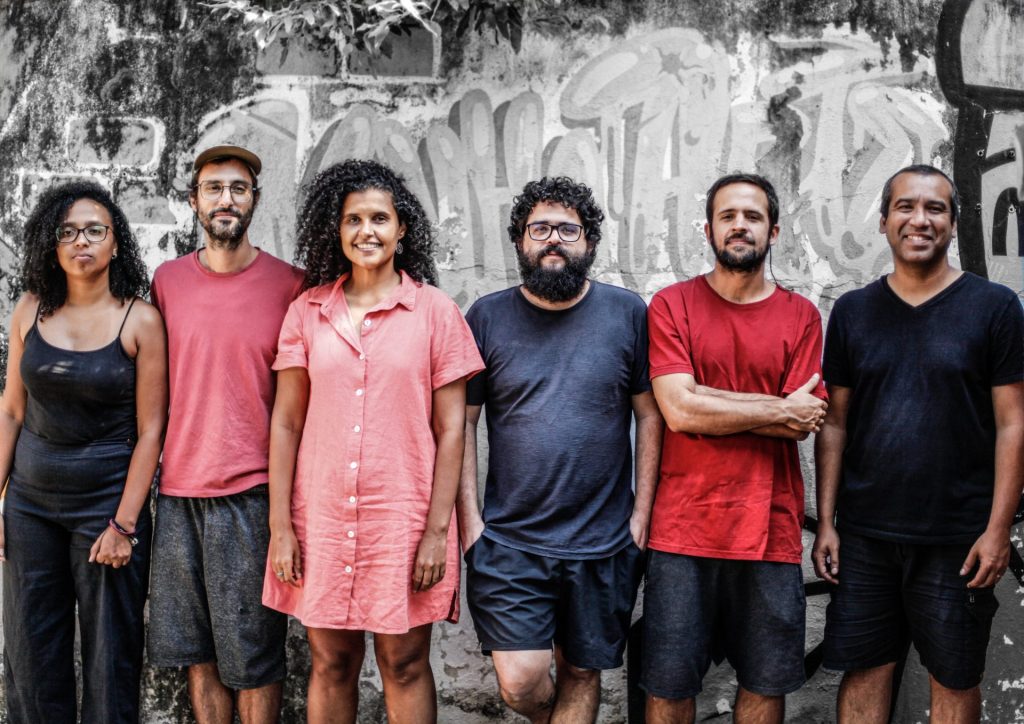 El Efecto e Trupe Lona Preta fazem parceria musical e fortalecem a ...